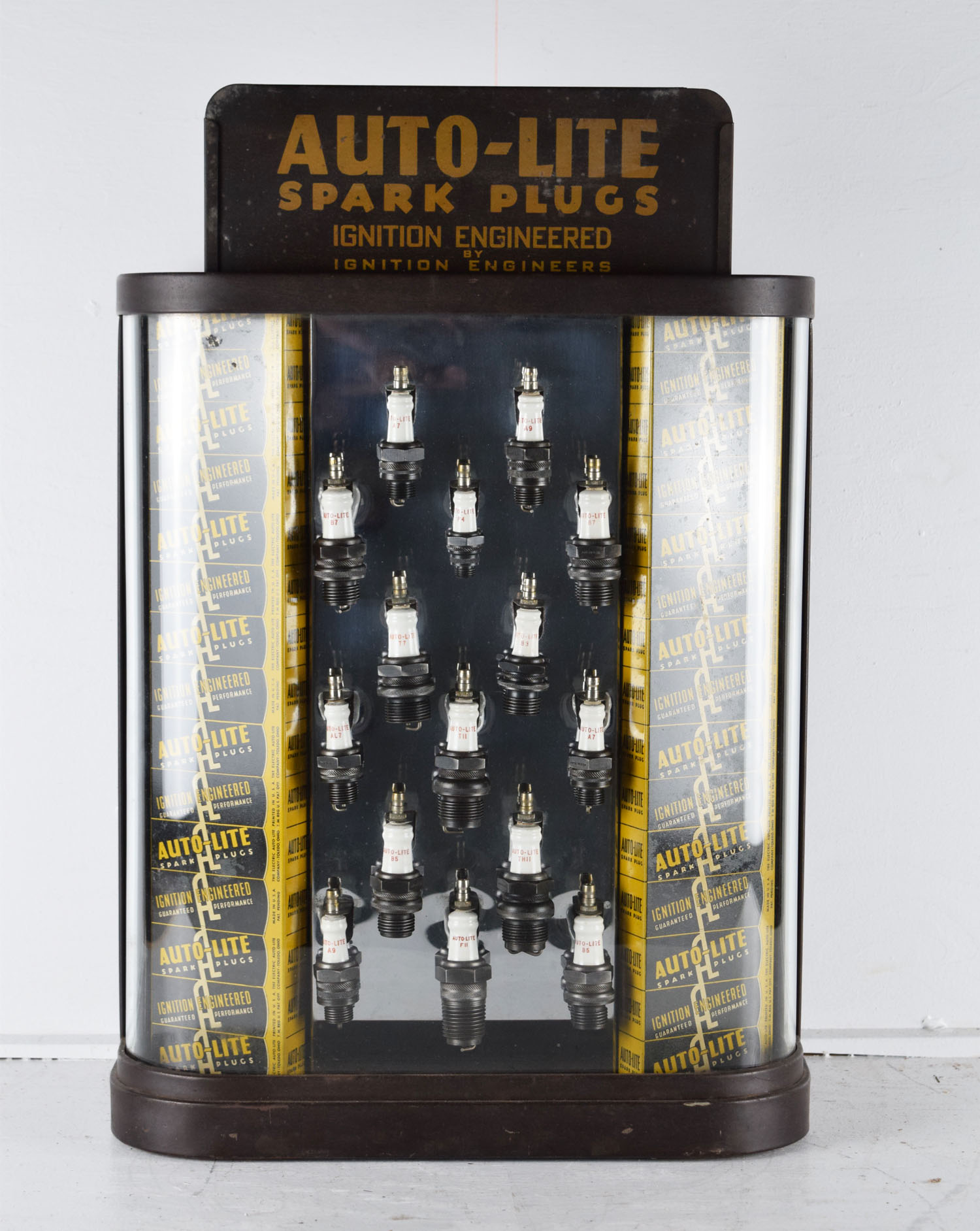 Auto-Lite Spark Plugs Metal Display Case With Rear Storage - Discover ...